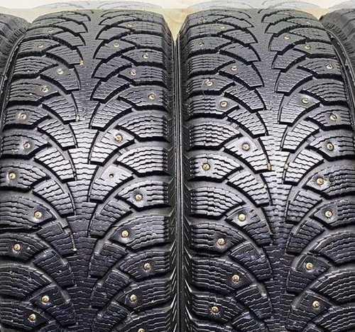 Nokian Tyres Hakkapeliitta 4 215/65 R16