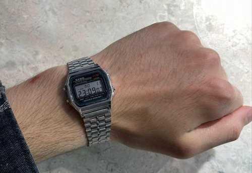 Часы Casio мужские серебряные