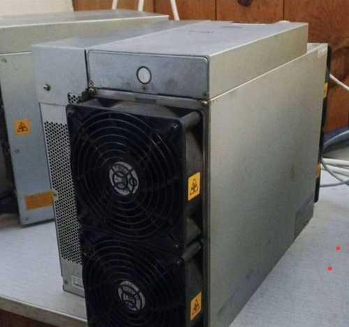 Antminer S19