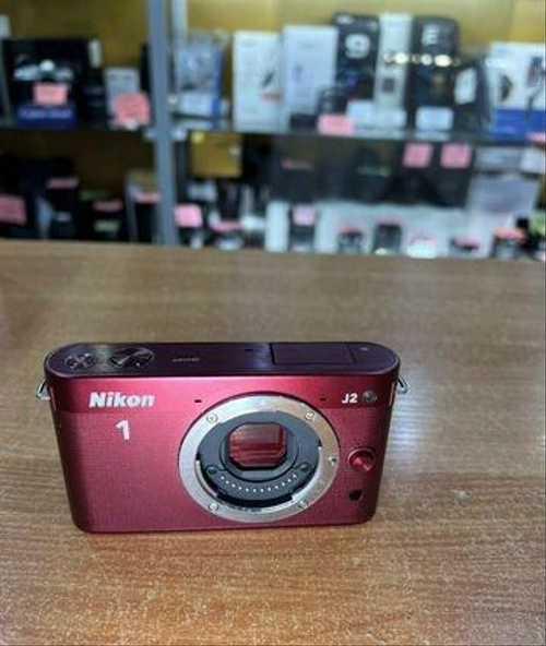 Nikon 1J2 body red
