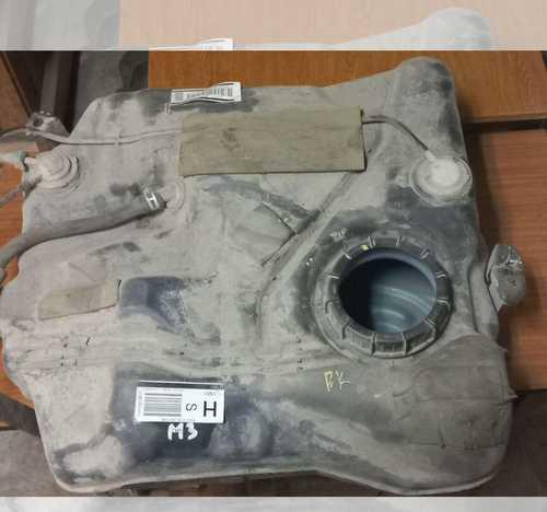 Топливный бак Mazda 3 BK седан