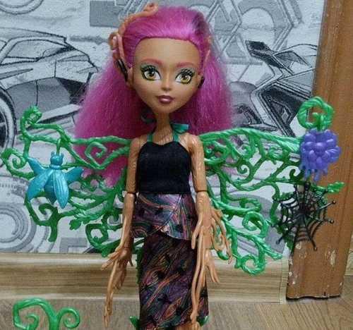 Кукла monster high