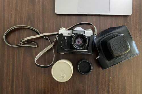 Плёночный фотоаппарат Зенит Е + Юпитер 37А