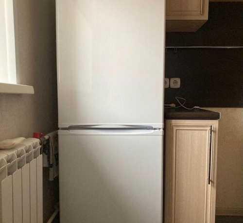 Холодильник Indesit, модель SB167.3.027, б/у