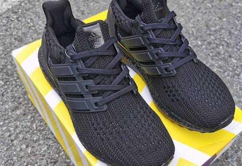 Беговые кроссовки adidas ultraboost v4