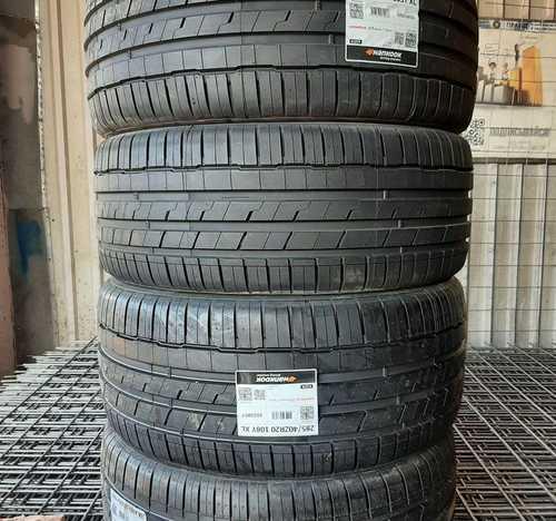 Hankook Ventus S1 Evo 3 K127 255/45 R20 и 285/40 R20 108Y