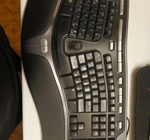 Microsoft natural ergonomic keyboard 4000