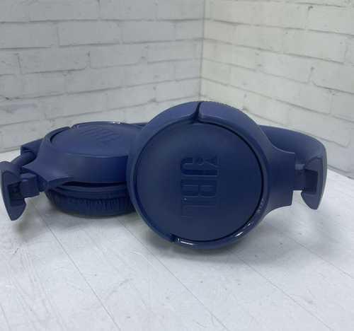 Наушник jbl tune 500