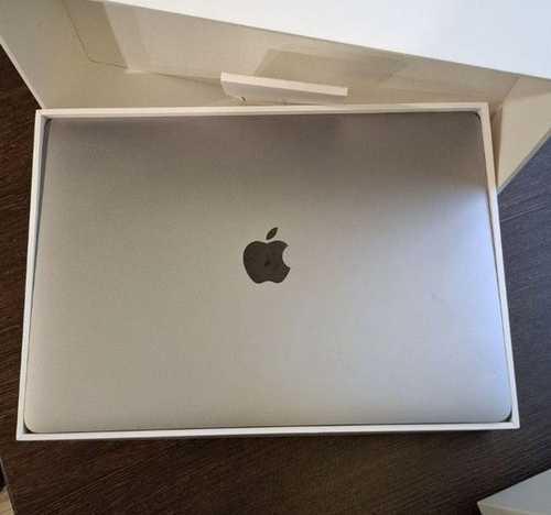 Apple macbook air 13 2020 m1