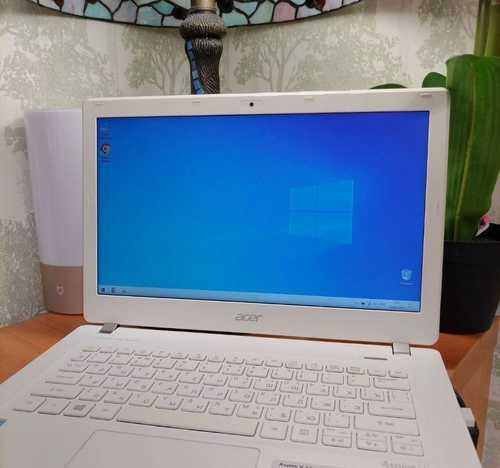 Acer aspire V3 371