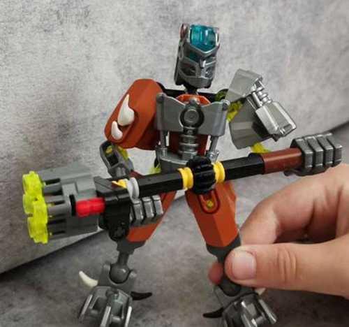 Lego bionicle страж камня