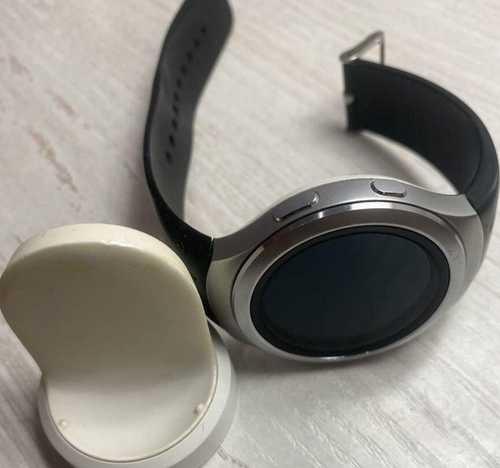 Смарт часы Samsung Gear S2