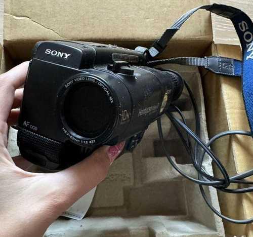 Sony CCD TR 330 e handycam 8