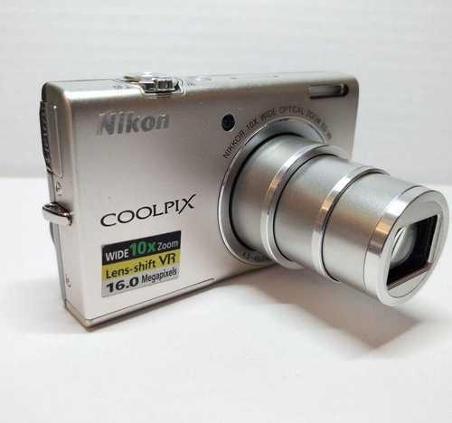 Nikon Coolpix S6200 Silver Vintage Cam