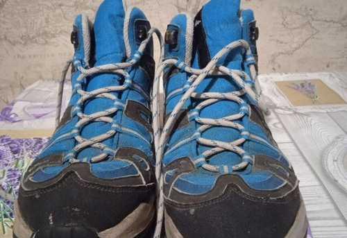 Трекинговые ботинки Quechua 38