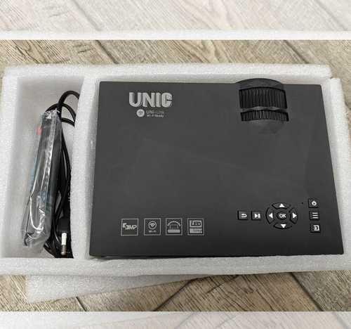 Портативный проектор Unic UC68