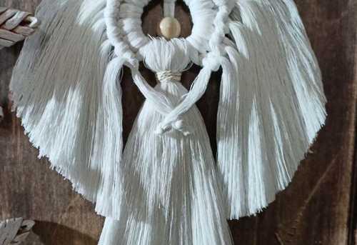 Плетёный "Ангел хранитель" макраме