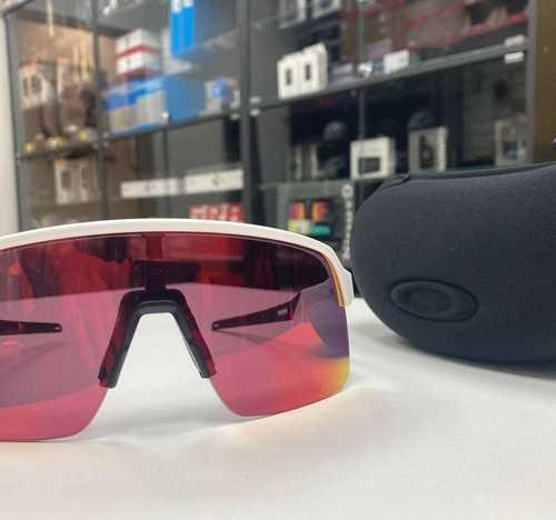 Oakley Sutro lite