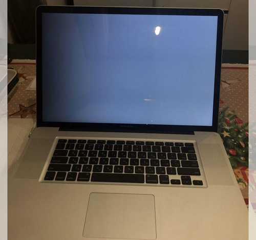 Apple macbook pro 17 A1297 на запчасти