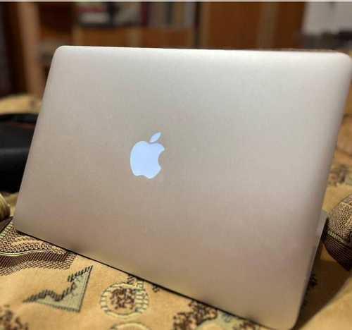 Apple MacBook Air 13” 2013