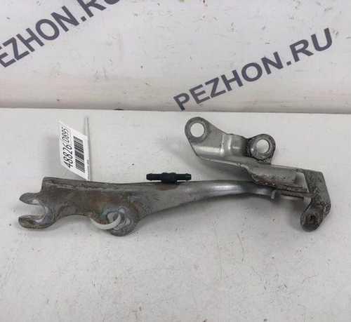 Петля капота правая Mazda Mazda3 хэтчбек 5 дв. 1.6