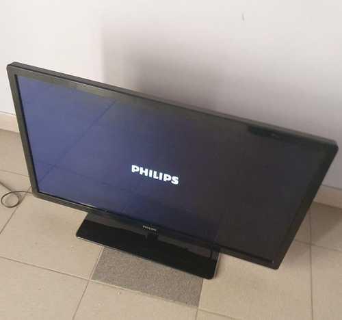 Телевизор Philips ЖК 32 дюйма бу