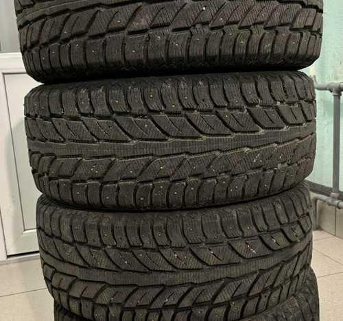 Cooper Weather-Master WSC 235/55 R17