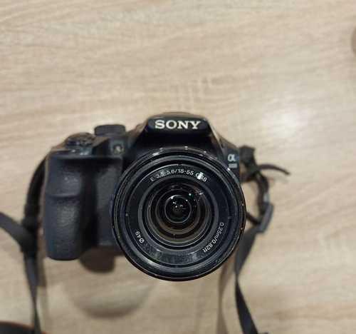 Зеркальный фотоаппарат Sony Alpha 3000