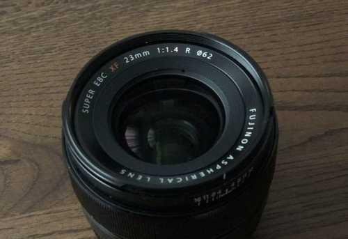 Объектив Fujifilm XF 23mm f/1.4 R