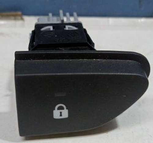 Кнопка блокировки дверей Renault Duster 1 HSA 2.0
