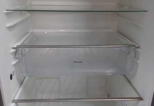 Полки, ящики холодильника Electrolux