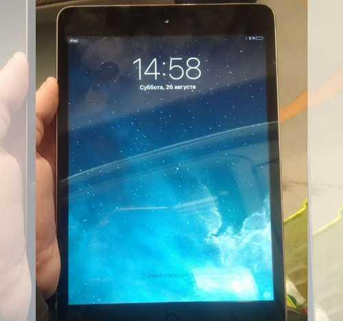 Планшет Apple iPad Mini