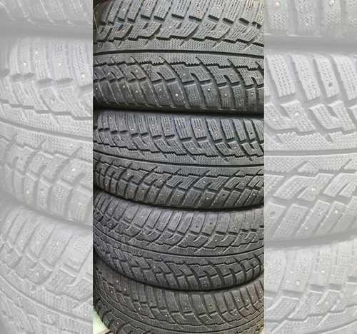 Kumho I'Zen RV Stud KC16 255/50 R19 107T