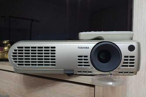 Проектор Toshiba TLP-S10