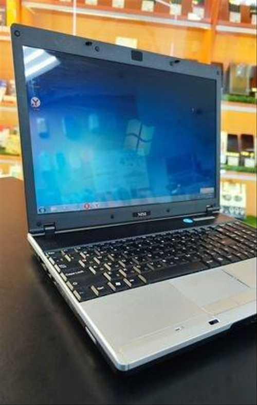 Ноутбук MSI Windows 7