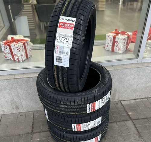 Kumho Ecsta PS71 SUV 265/40 R22 106Y