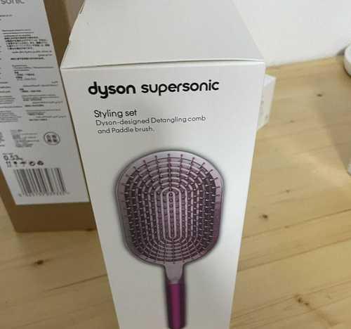 Набор расчесок Dyson (Малайзия)