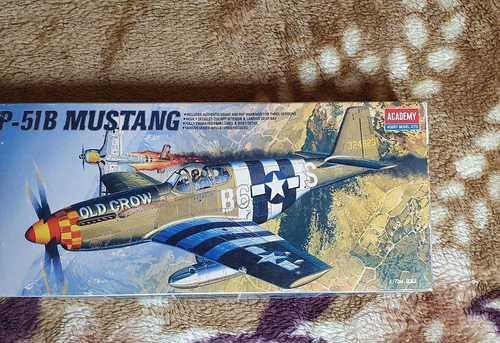 Сборная модель самолёта P-51B в масштабе 1/72