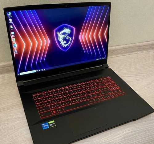 Игровой ноутбук MSI 17.3 GF76 в полном комплекте