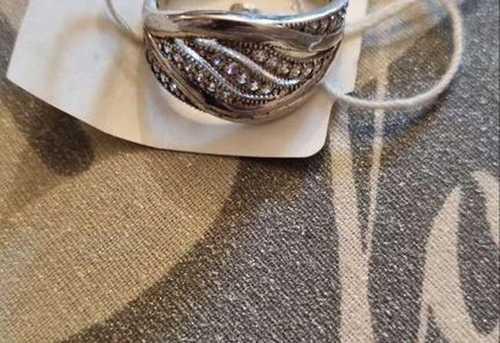 Новое серебряное кольцо размер 17