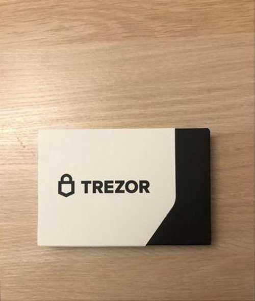 Аппапатный криптокошелек trezor model t