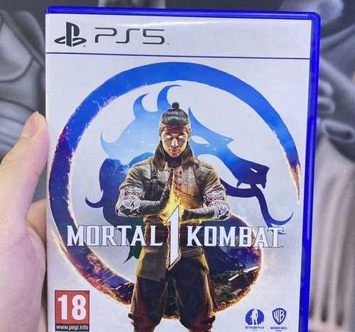 Диск ps5 Mortal kombat 1