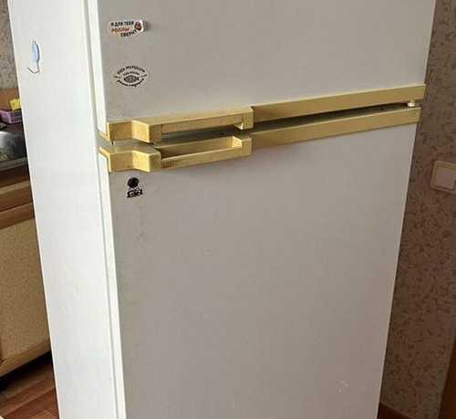 Холодильник Минск Atlant 126