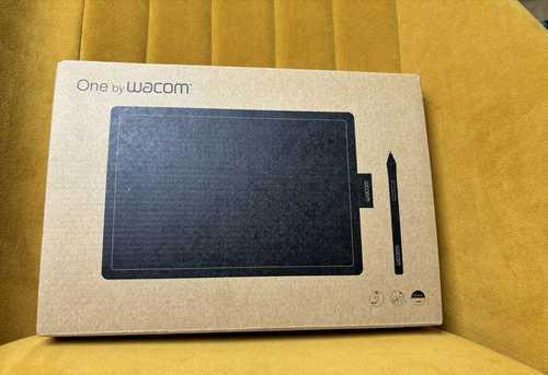 Графический планшет Wacom One Medium