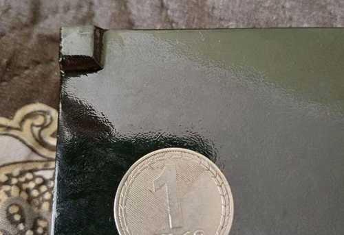 Монета. Грузия. 1 лари 2006 год