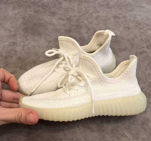 Кроссовки легкие по типу Adidas Yeezy изи