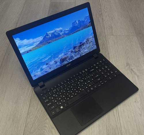 Ноутбук Acer i3 (5th) HD 5500 8gb ssd 256gb 15,6