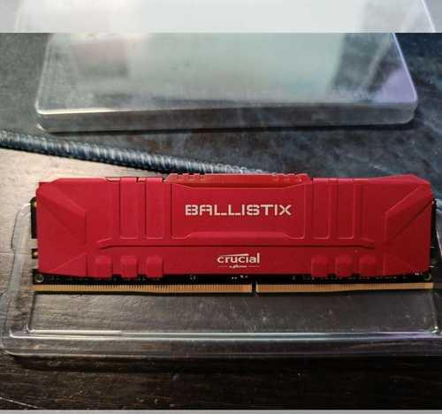 Оперативная память Crucial DDR4 8Gb Ballistix Red