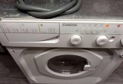 Встраиваемая стиральная машина Аристон