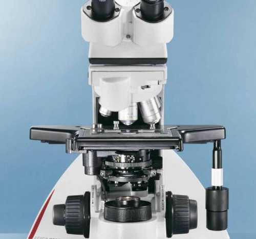 Микроскоп Leica DM3000